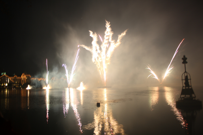 Disney's Bonfire Spectacular 2009 - Coasterrider